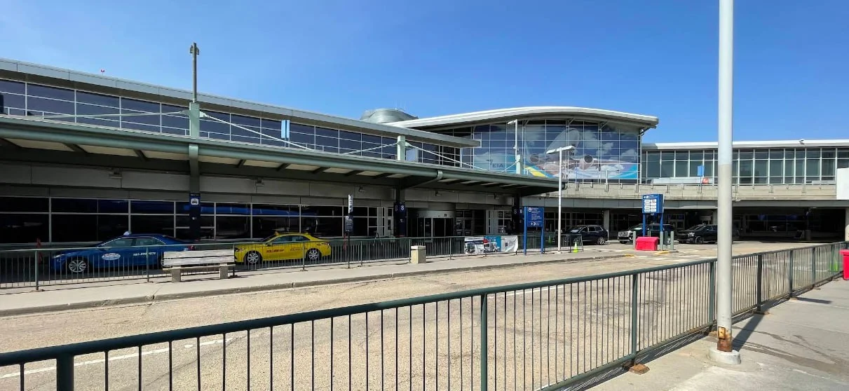 Taxi & Transfers Edmonton Airport (YEG) | Airport Taxi